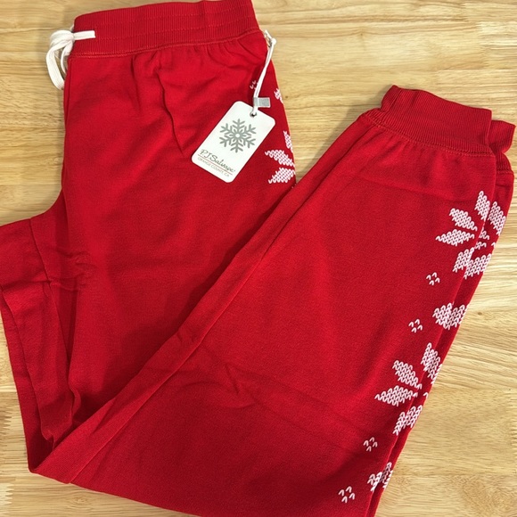 Intimates & Sleepwear | Pj Salvage Red Snowflake Pj Pants | Poshmark